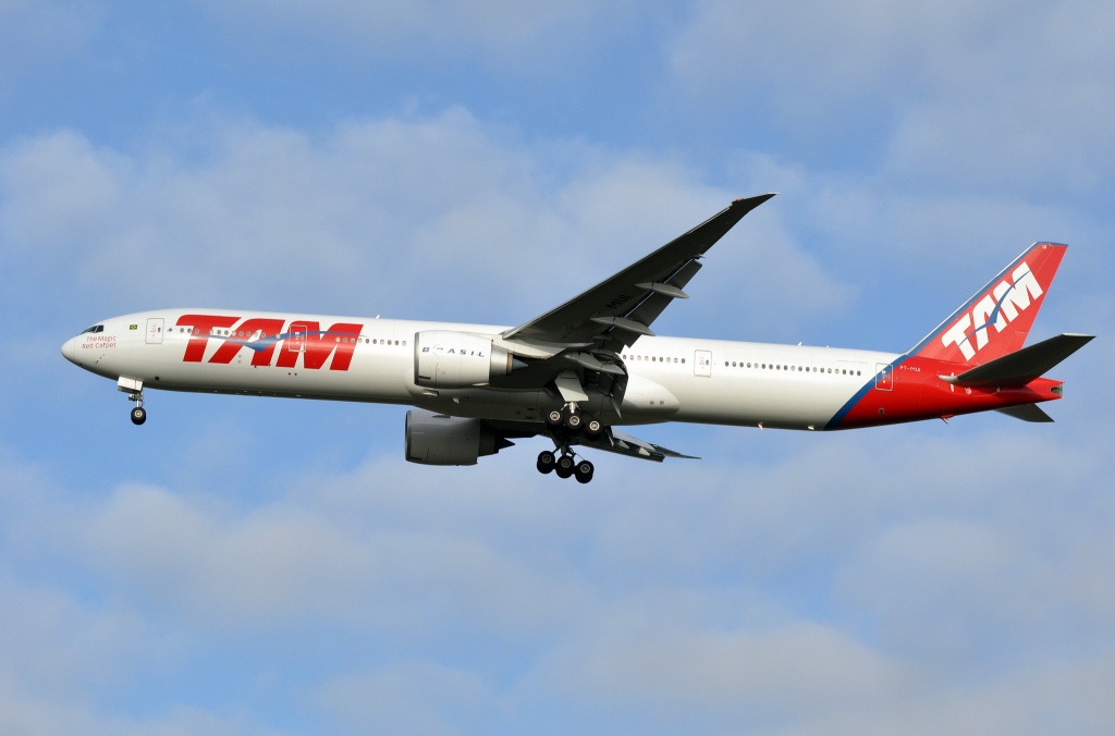 TAM dá a possibilidade de antecipar o voo | Qual Viagem