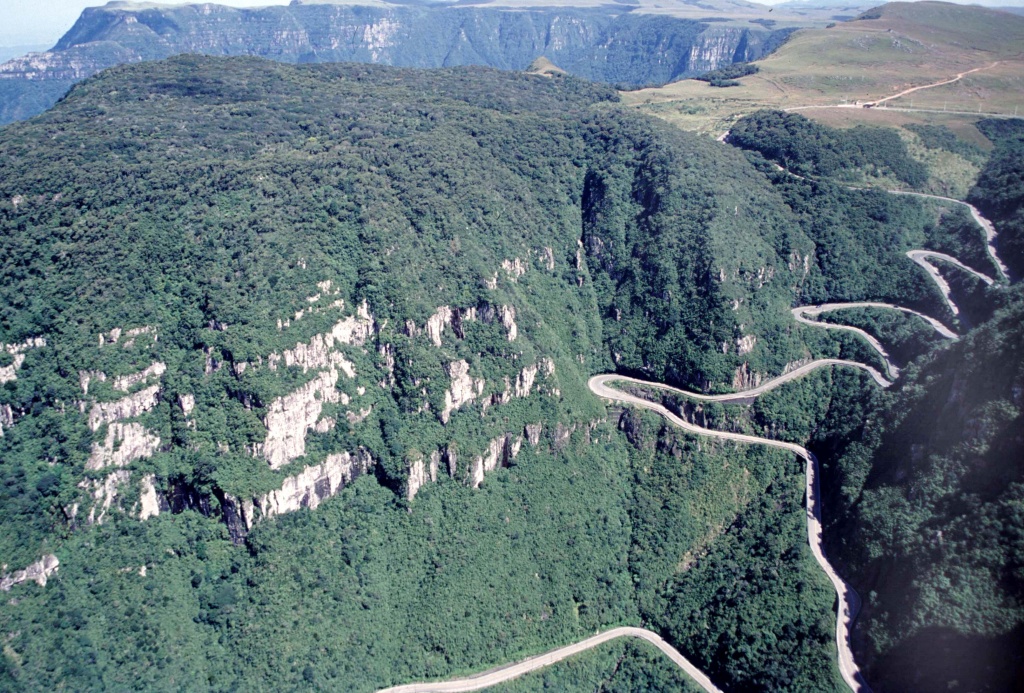 Serra do Rio do Rastro: entre curvas, cânions e vinhos | Qual Viagem