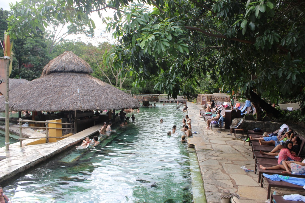Rio Quente Resorts: hotéis, águas quentes e noite agitada | Qual Viagem